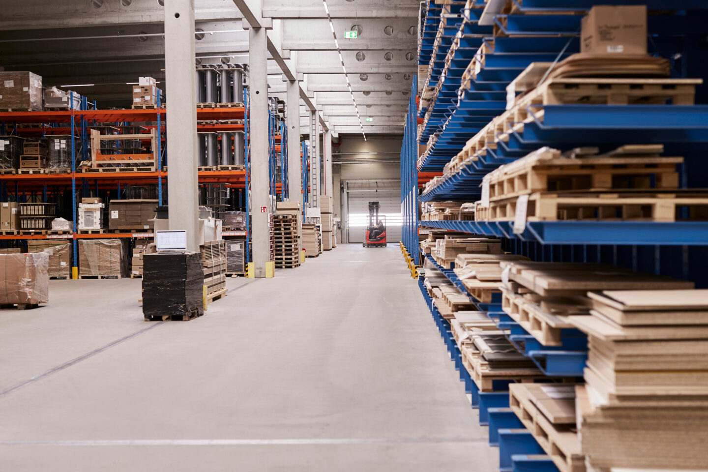 New logistics hall | Reinhold Keller Group